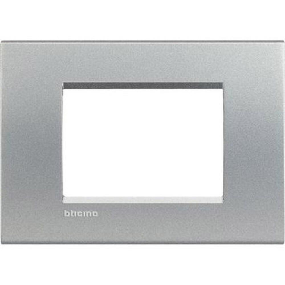 Рамка 3М Square Tech (TE) - bticino Livinglight LNA4803TE | Ключове и ...